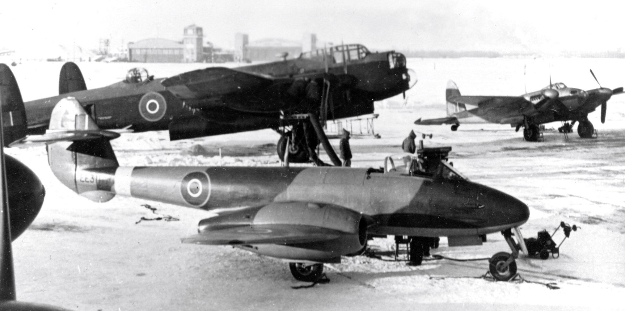 Canadian Warplanes 6: Gloster Meteor