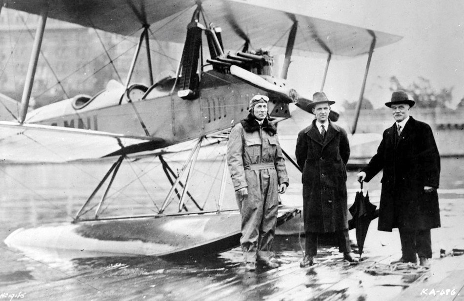 Canadian Airplanes: Biplanes of the Golden Age