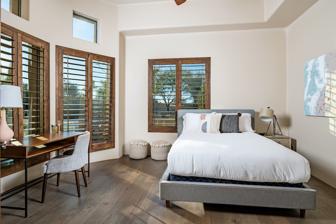 Stagecoach Pass | 12 Guests • 5 Bedrooms • Movie Theatre