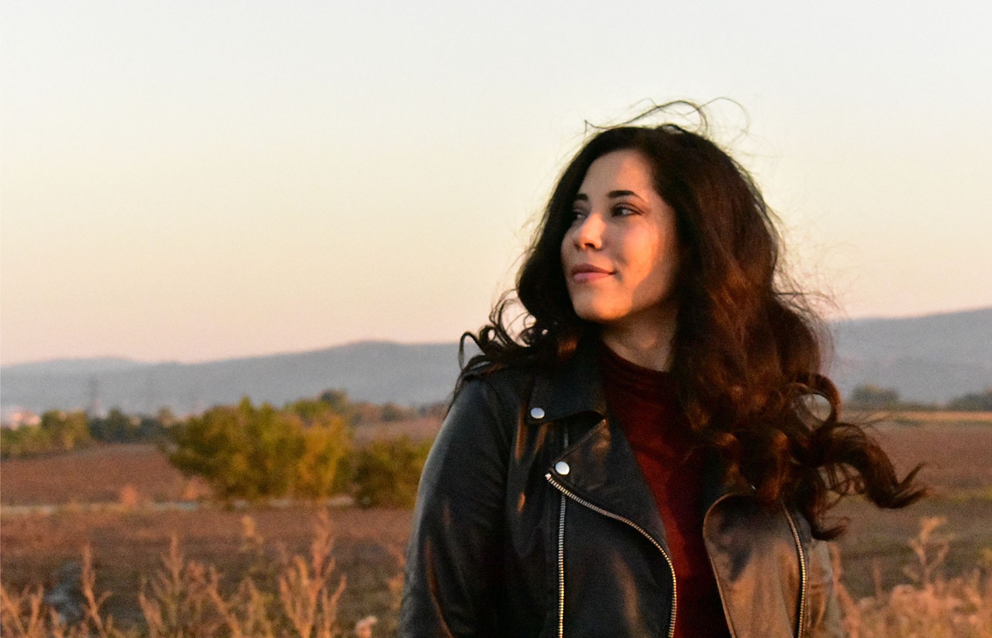 What is Eldest Daughter Syndrome? (& 3 Ways to Cope)