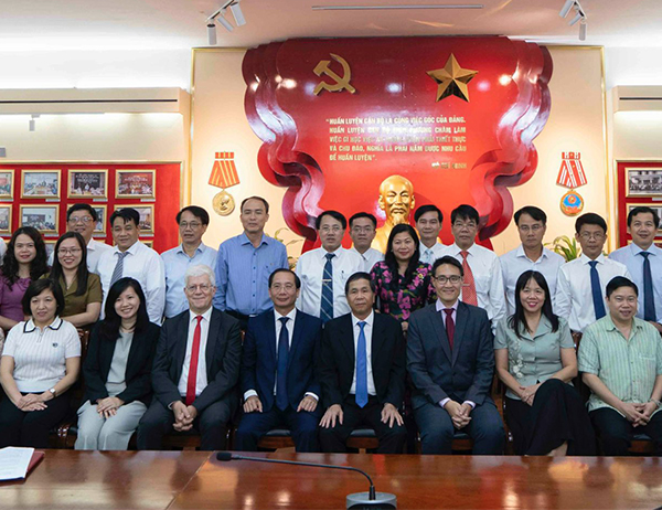 Chandler Institute of Governance