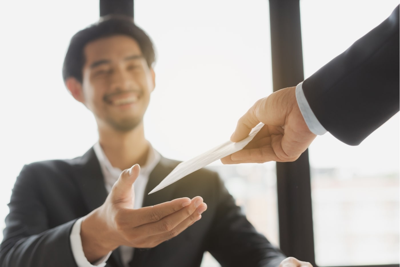 How to Track Commissions? Expert Tips for Sales & Finance