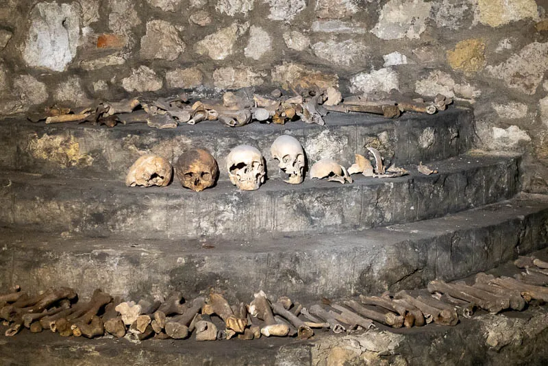 The 6 Best Free and Paid Walking Tours in Budapest (Tested by Local)