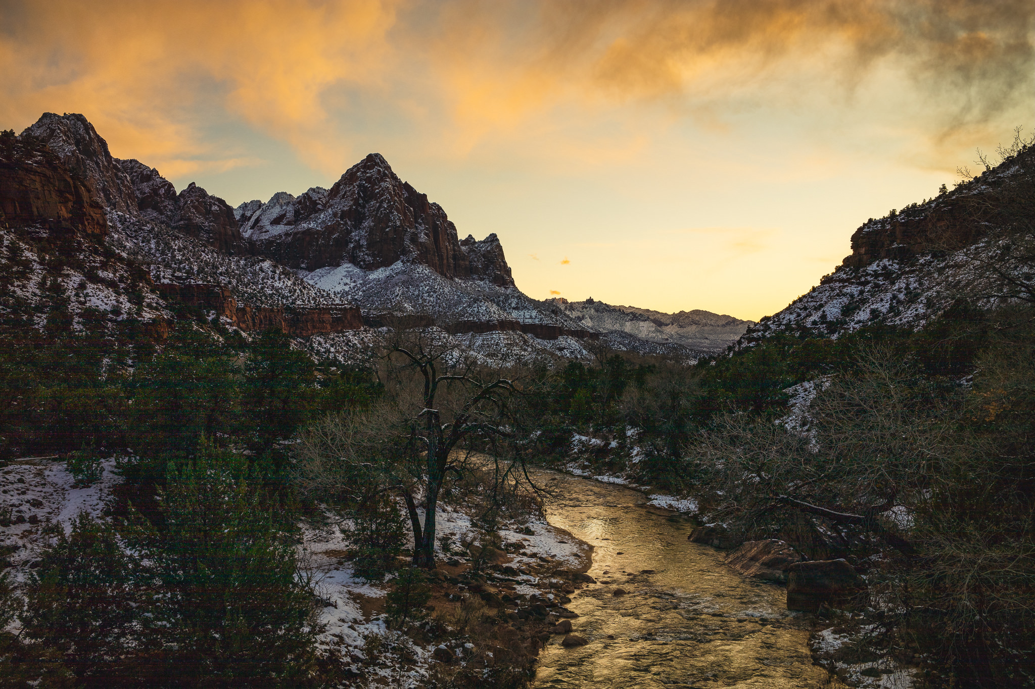 How to Take Sunset Pictures: Setup & Settings for Sunset Photography