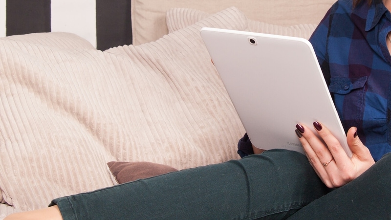 How to Learn Copywriting from Scratch (10 Useful Tips + 6 Skills to Master)