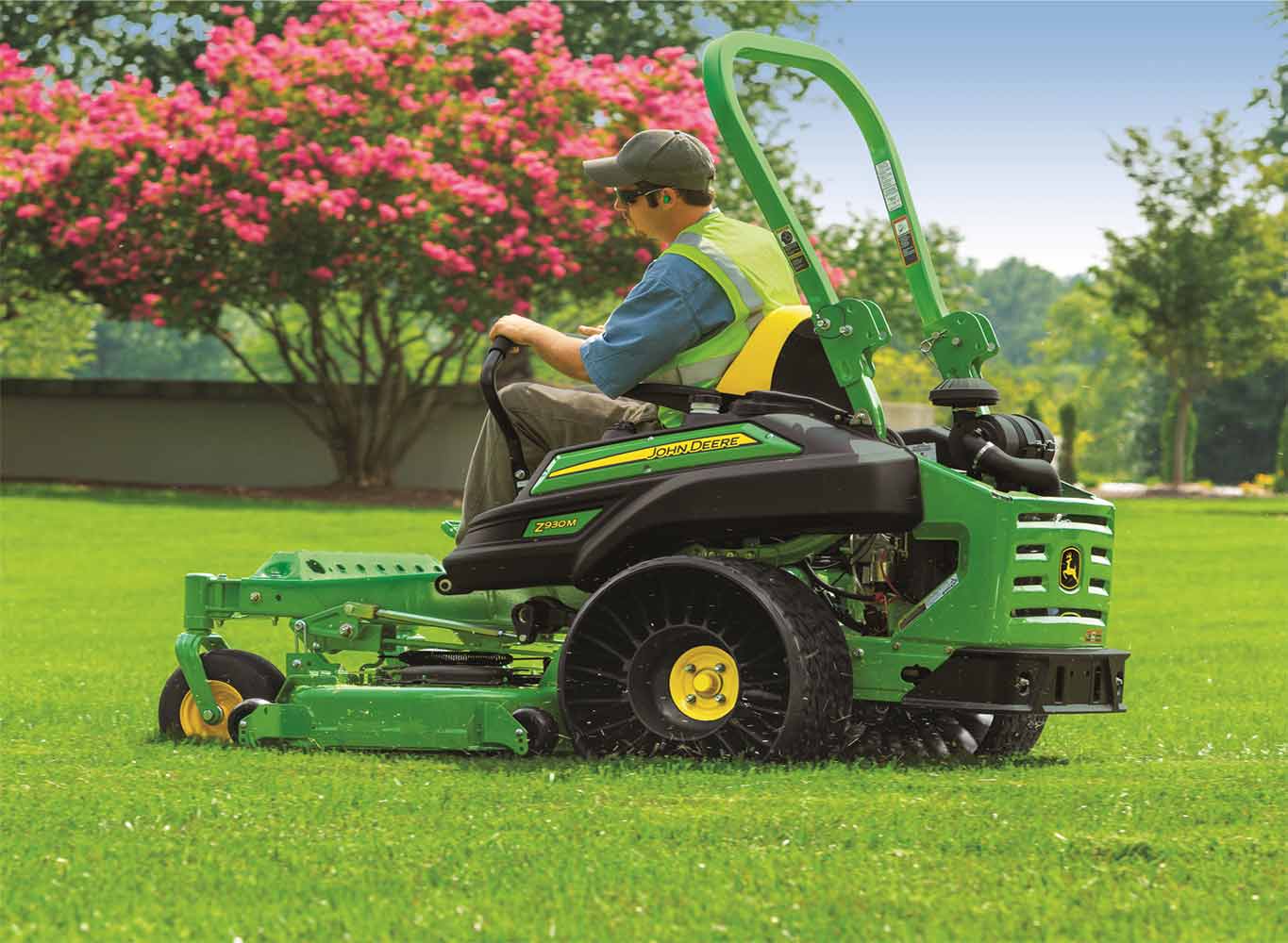 Z950M ZTrak™ Zero-Turn Mower