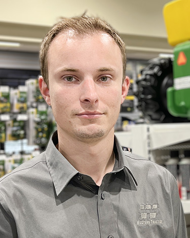 Conrad Van Der Eyk | Service Coordinator