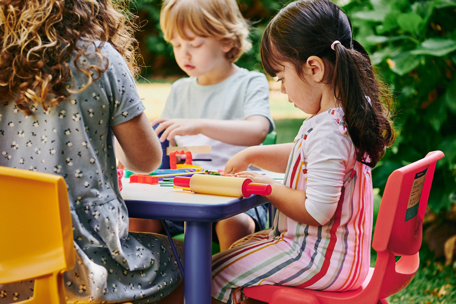 STEM 101: What Is STEM & Why Is It So Important? | Learn | NOTEWORTHY ...