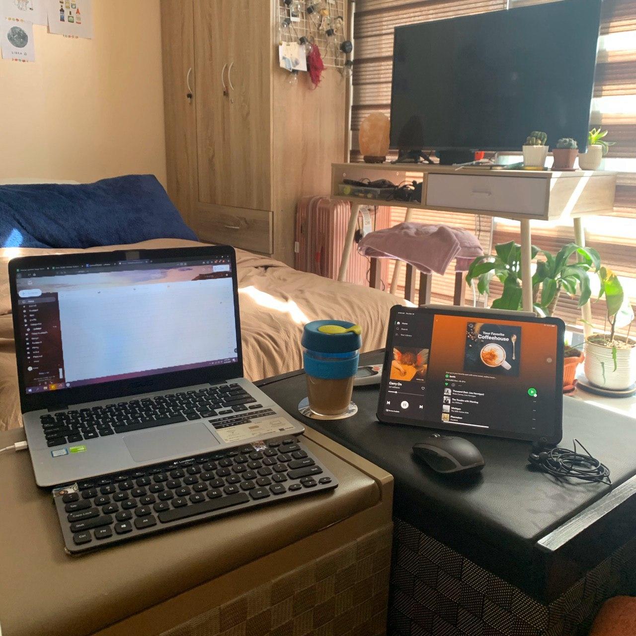 The Millennial Guide to Extended Work From Home