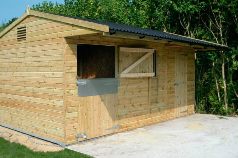 Mobile Stables | Chart Stables