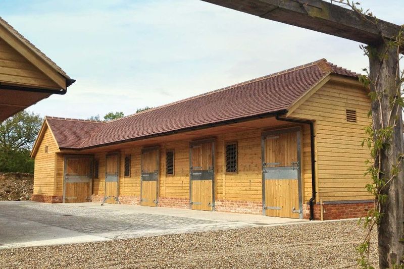 Wooden Stables | Chart Stables Equestrian Buildings