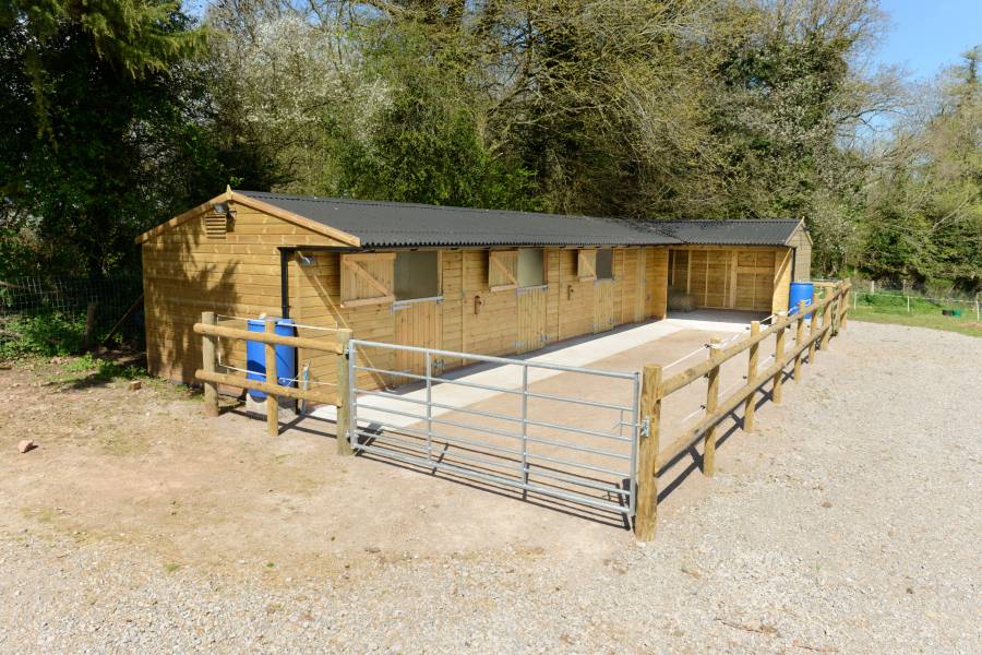 Clipper Stables | Wooden Stables For Horses