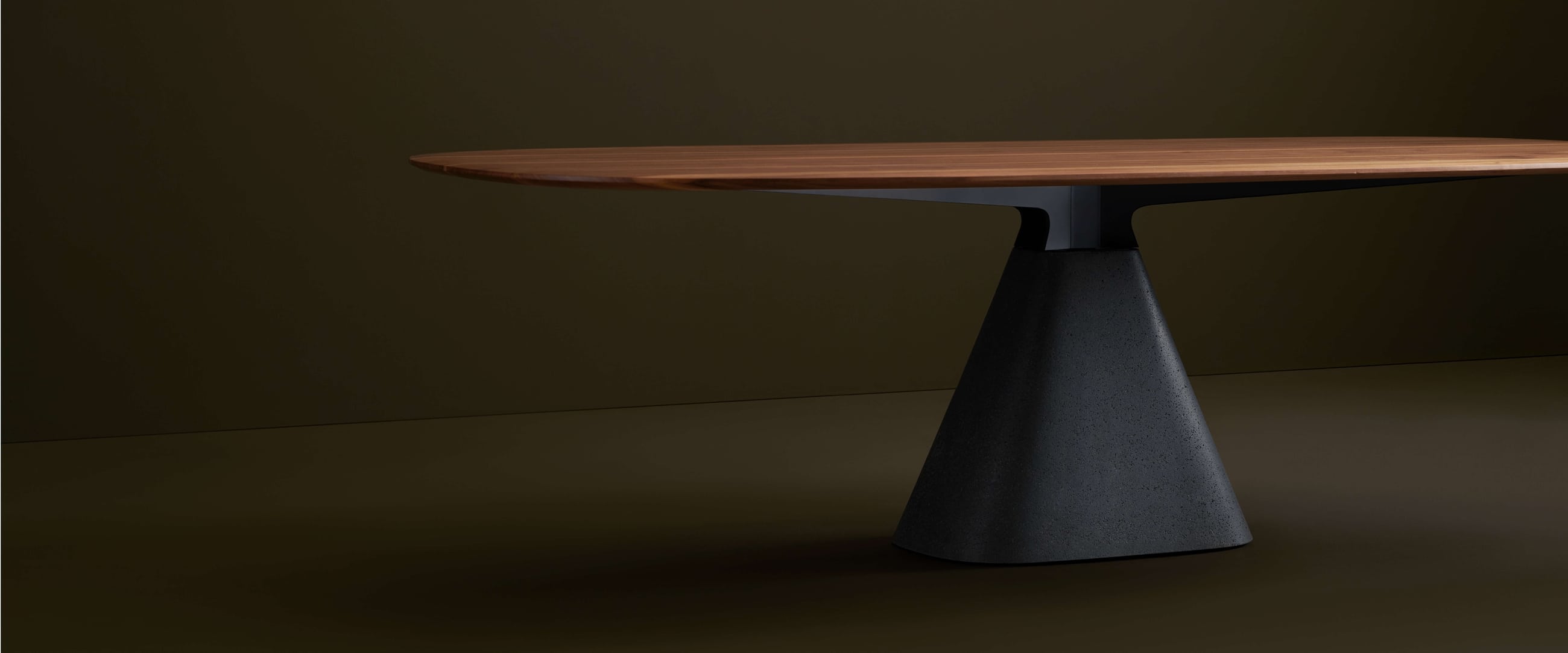 Tables | Davis Furniture