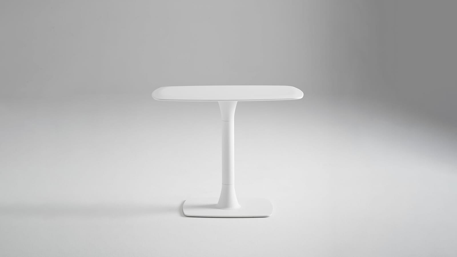 Café Tables | Davis Furniture