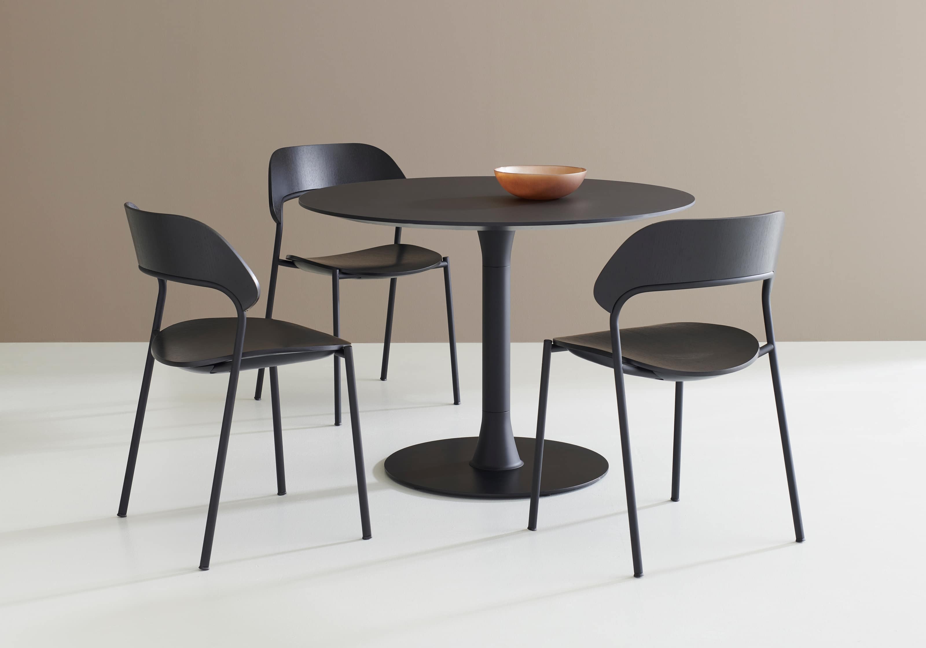 Q6 Laptop | Davis Furniture