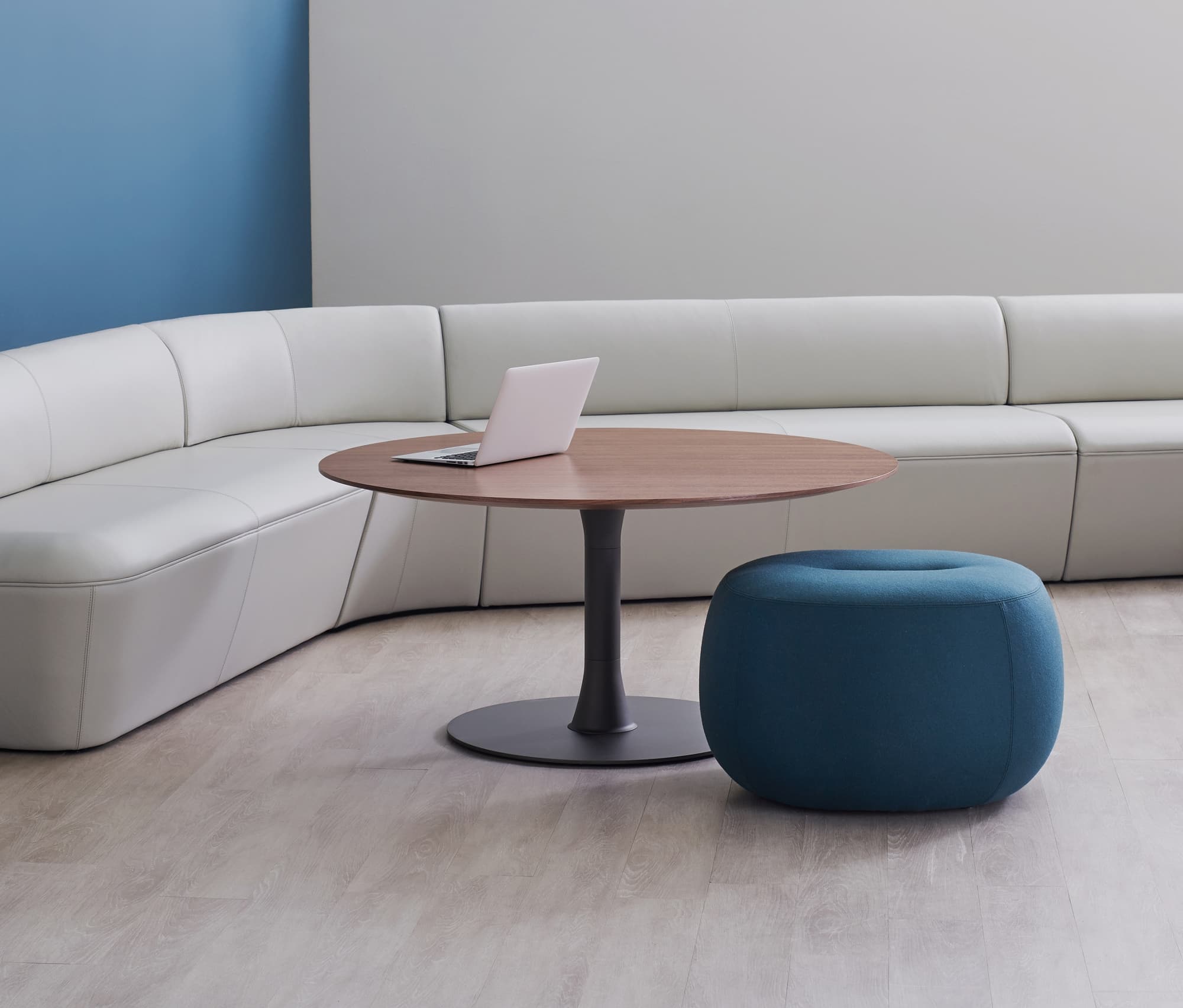Q6 Laptop | Davis Furniture