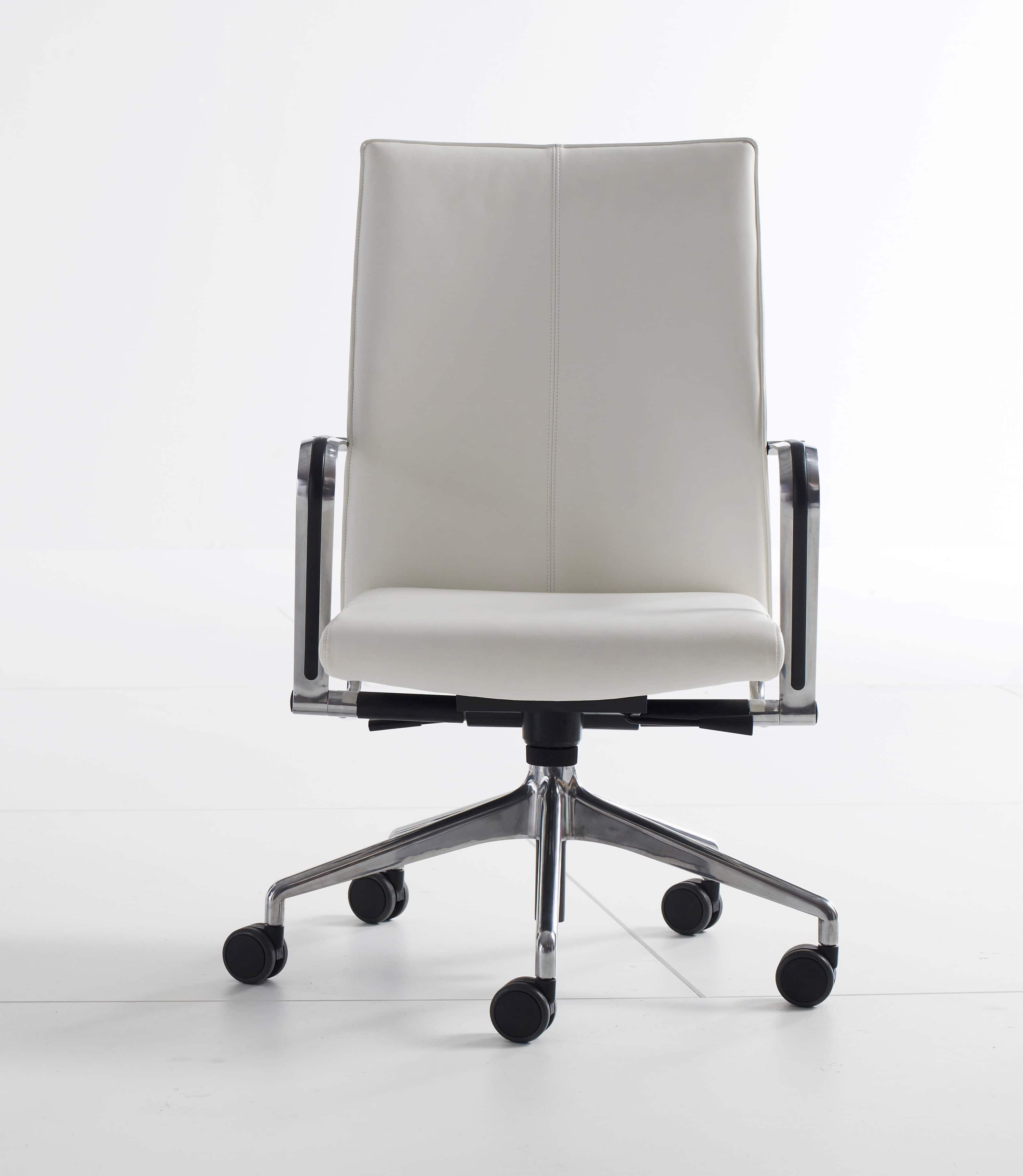 Body | Davis Furniture