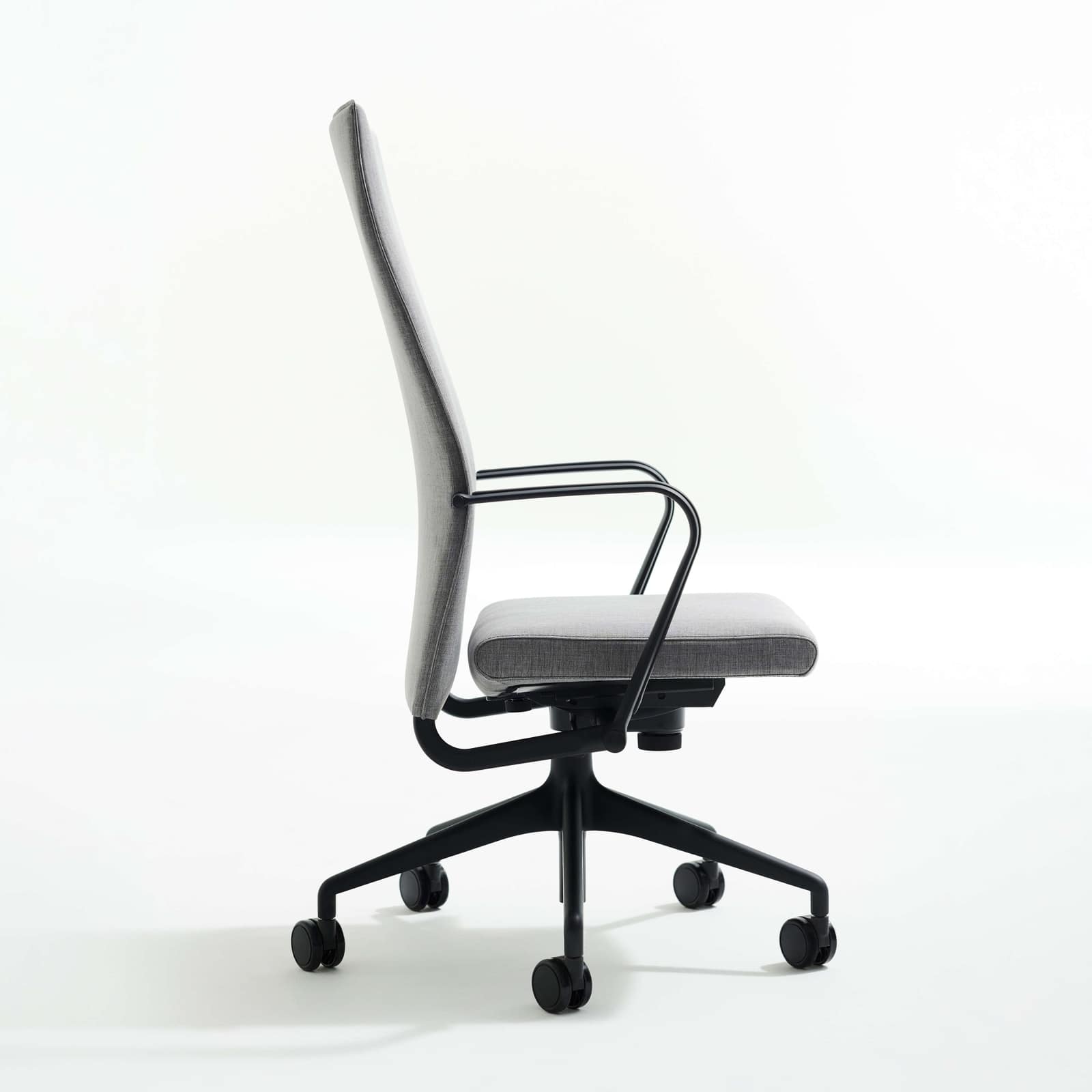 Body | Davis Furniture