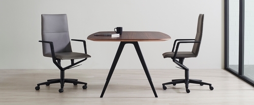 A-Table Meeting | Davis Furniture