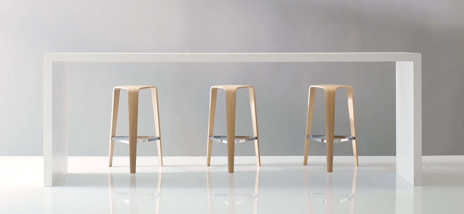 Prat Bar | Davis Furniture