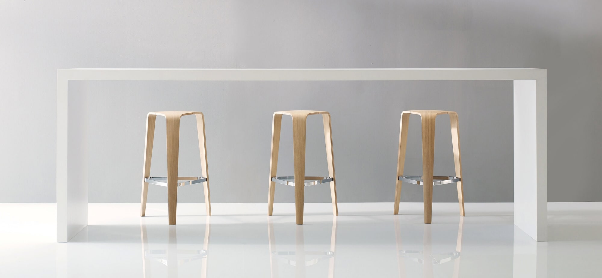 Prat Bar | Davis Furniture