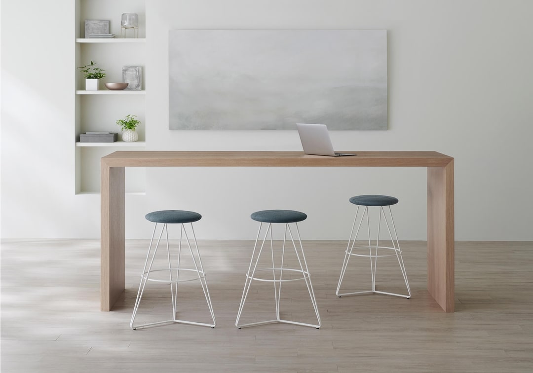 Prat Meeting | Davis Furniture