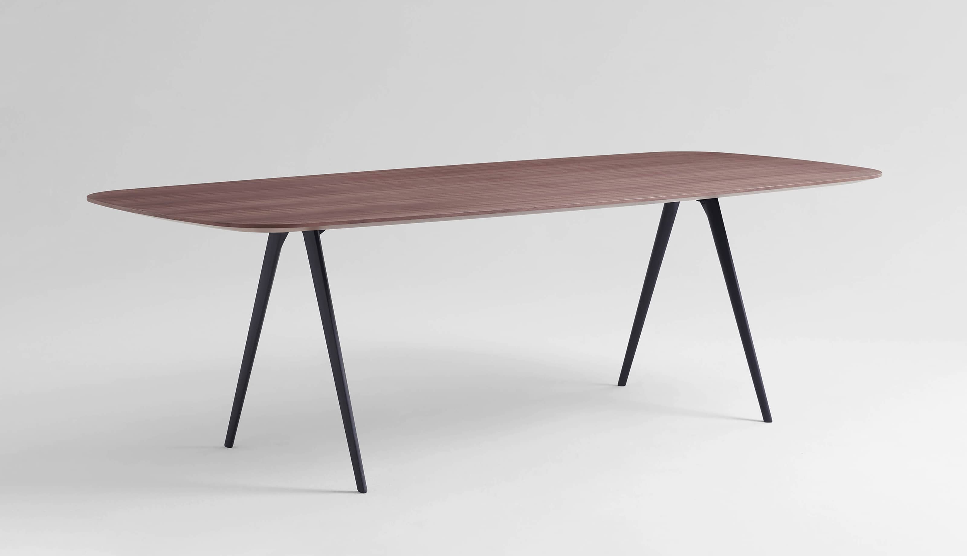 A-Table Meeting | Davis Furniture