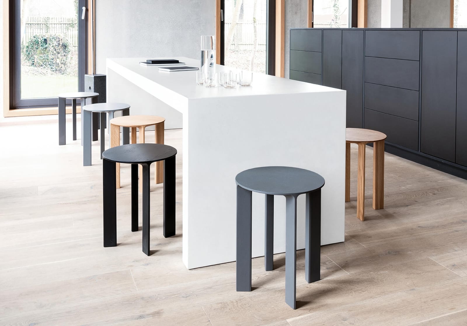 Hans | Davis Furniture