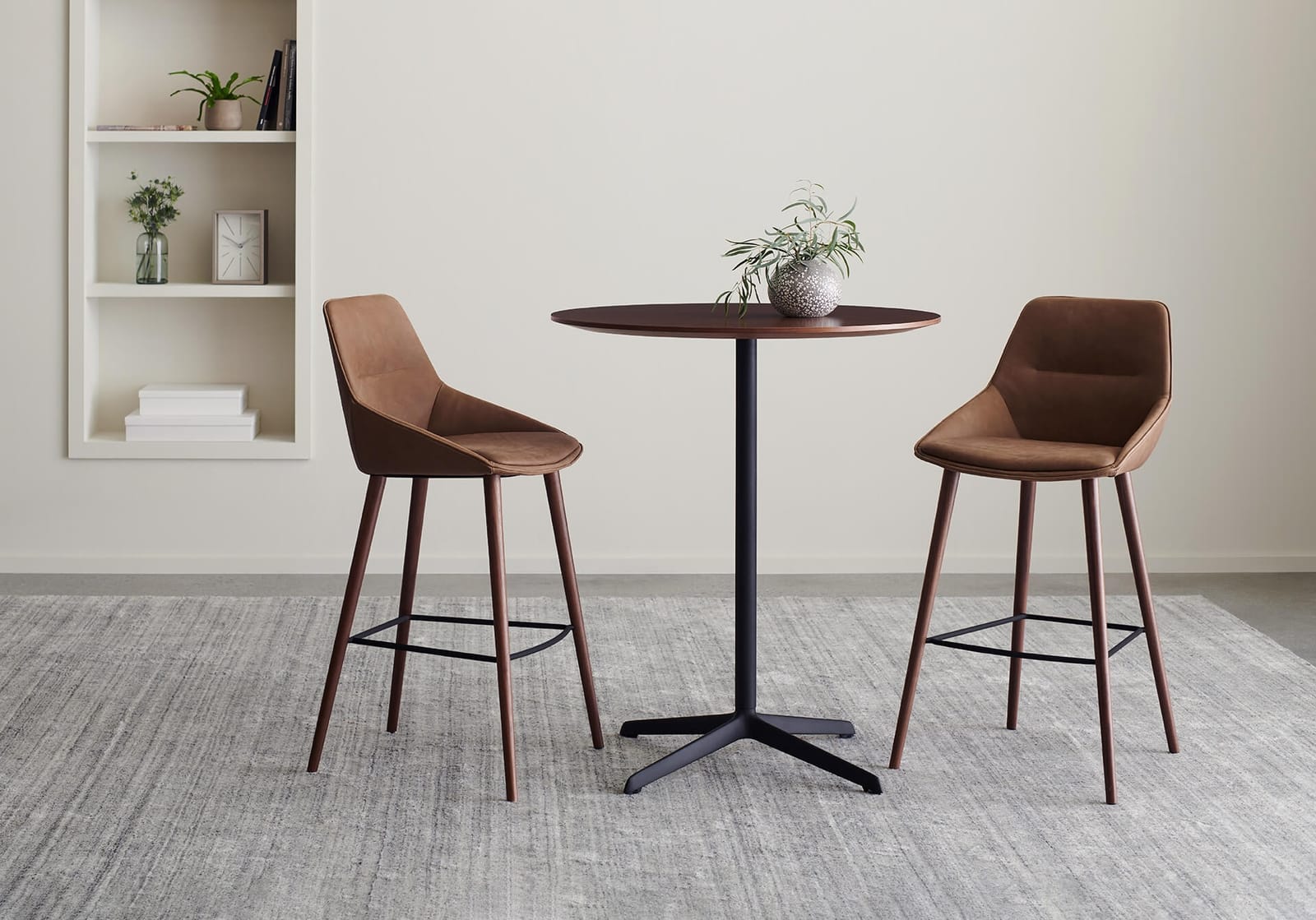 Luca Cafe | Davis Furniture