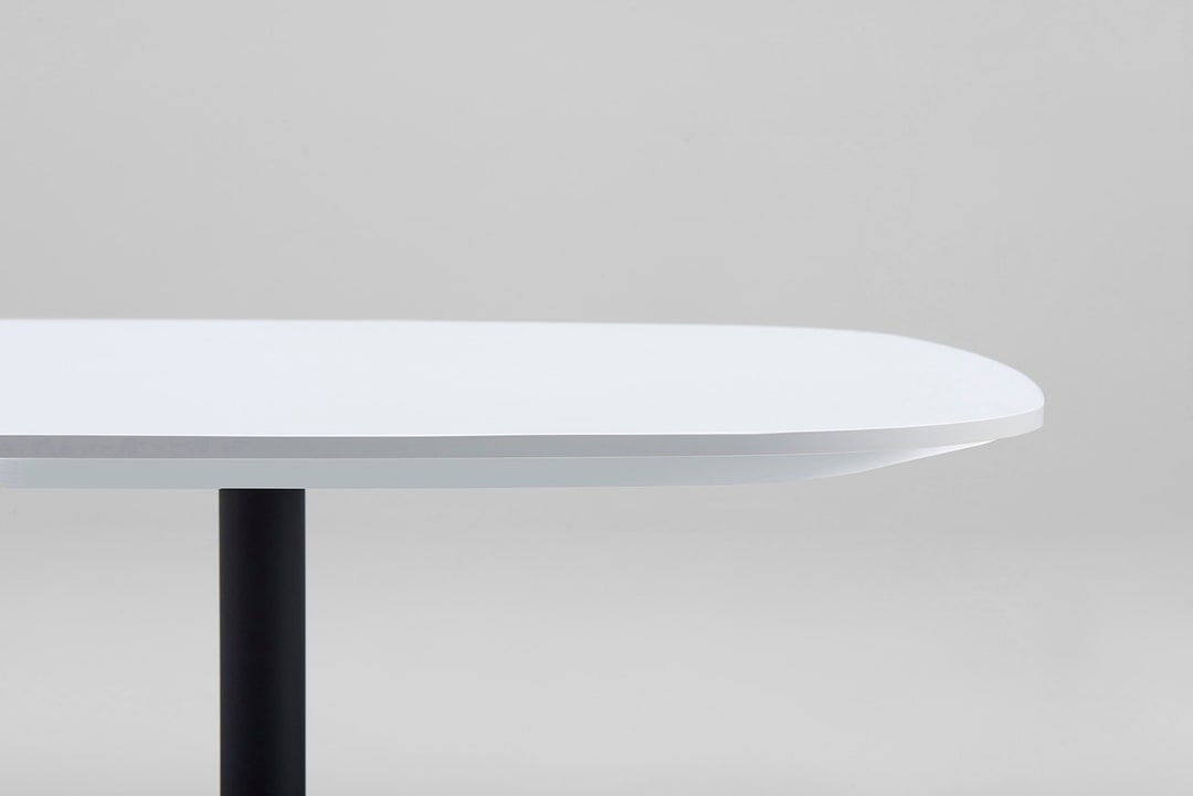 Luca Cafe | Davis Furniture