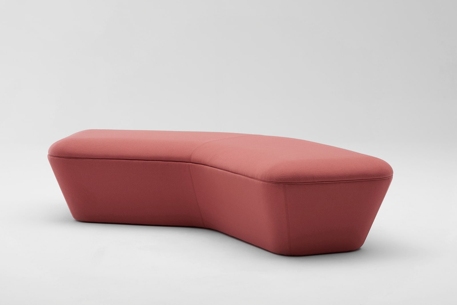 Q6 Lounge | Davis Furniture