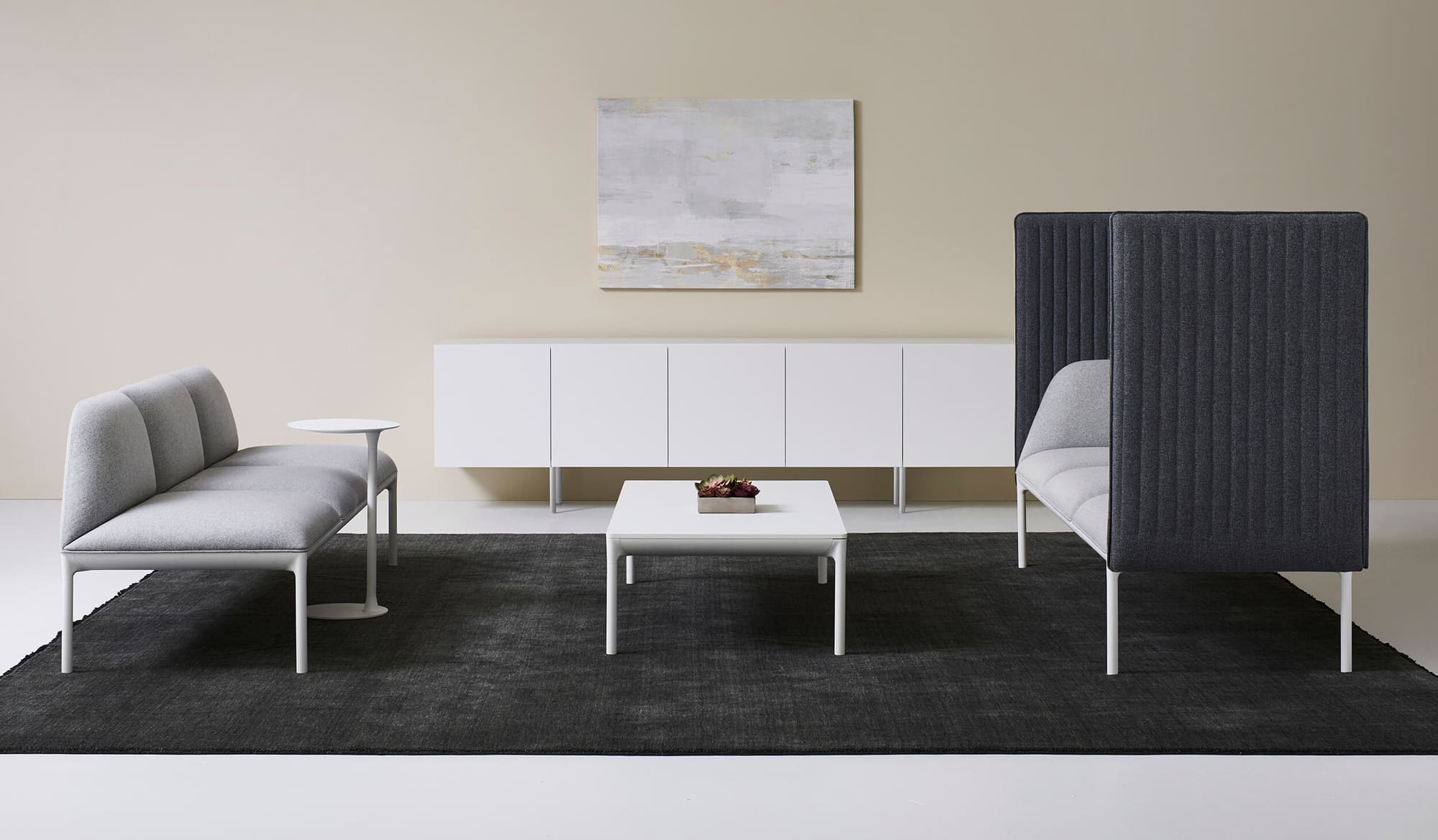 JP Lounge Bench | Davis Furniture