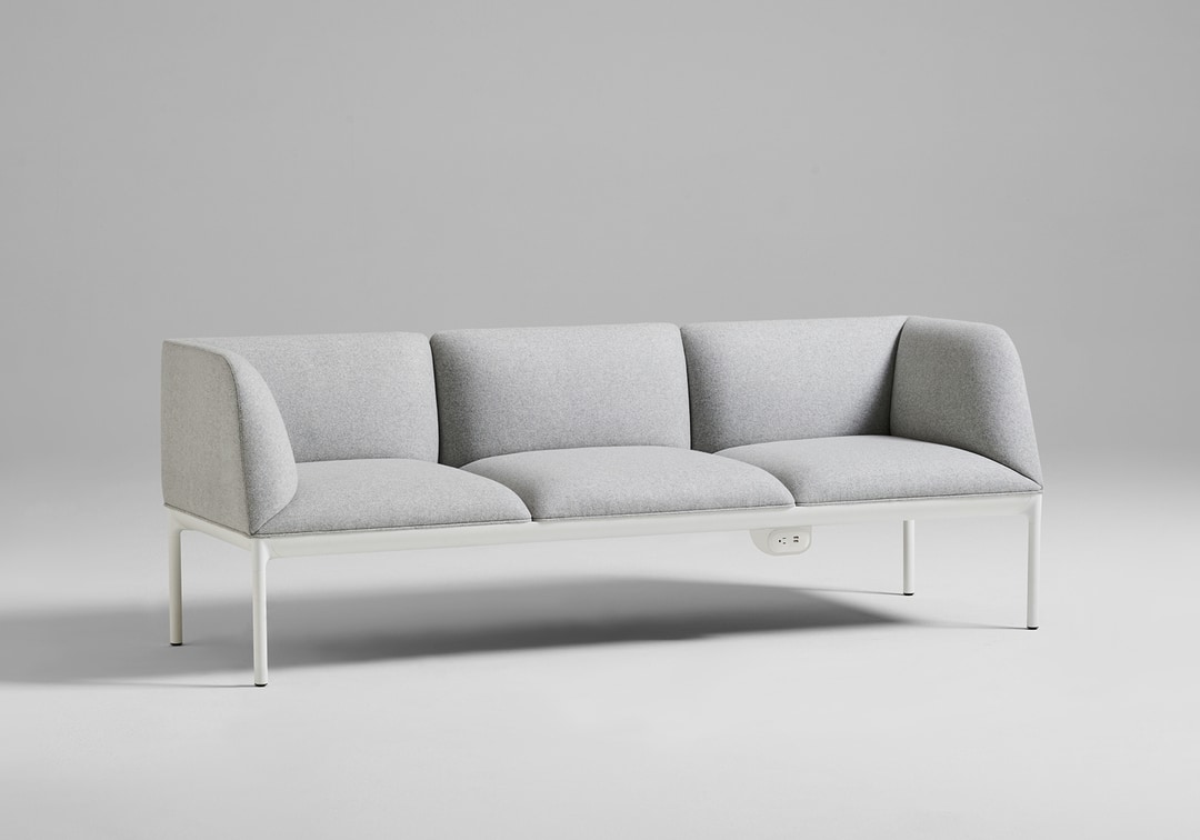 JP Lounge Bench | Davis Furniture
