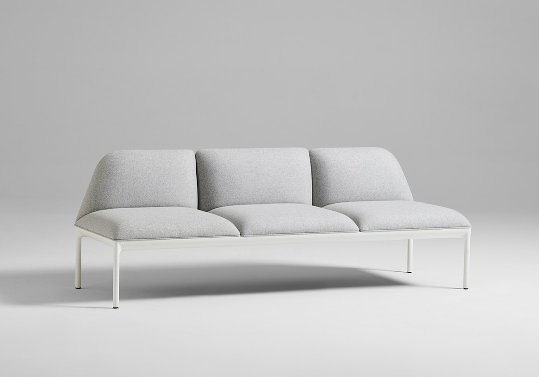 JP Lounge Bench | Davis Furniture