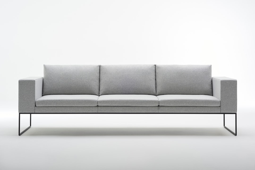 Nora Sofa | Davis Furniture