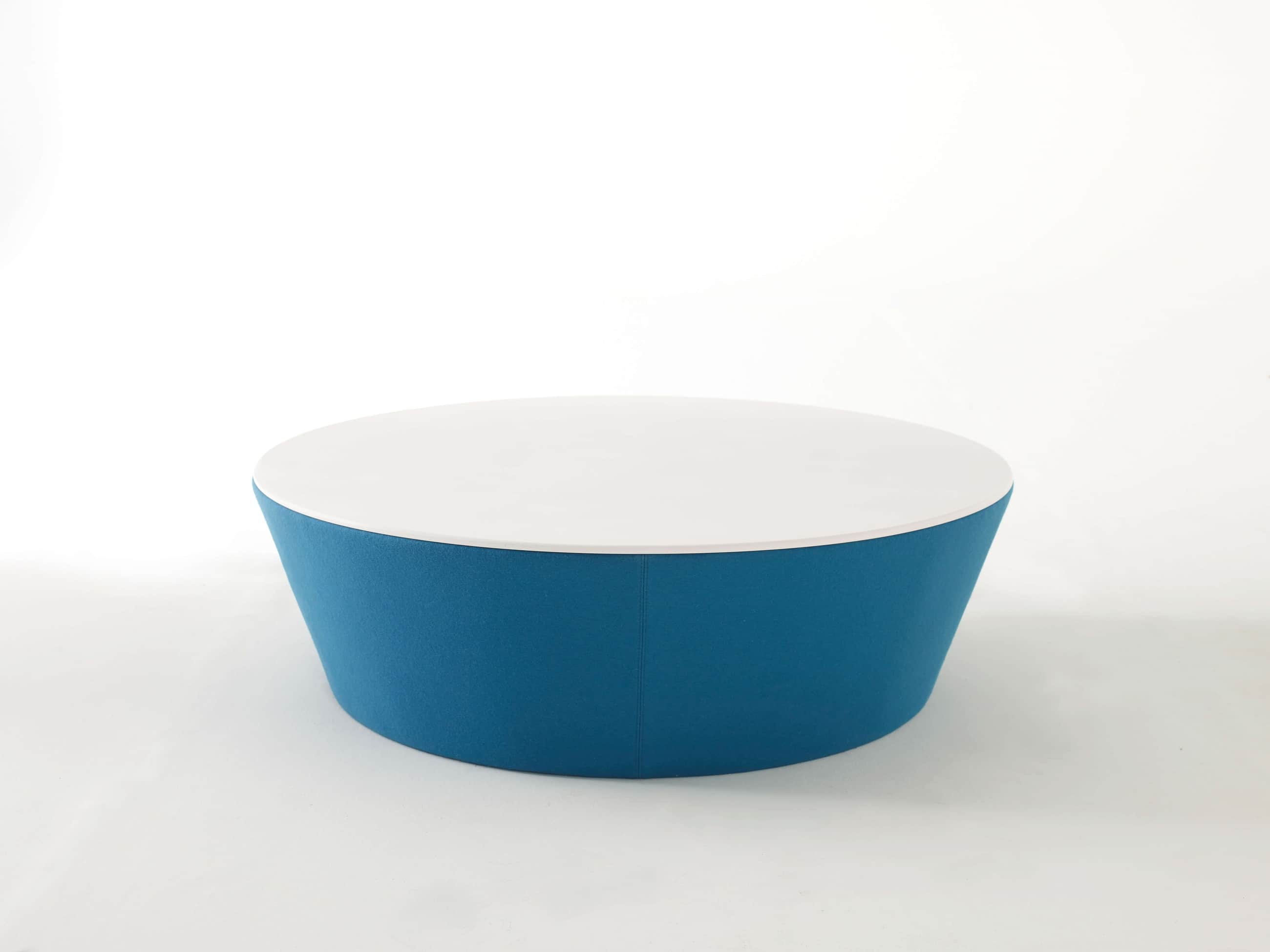 Q5 Bench | Davis Furniture