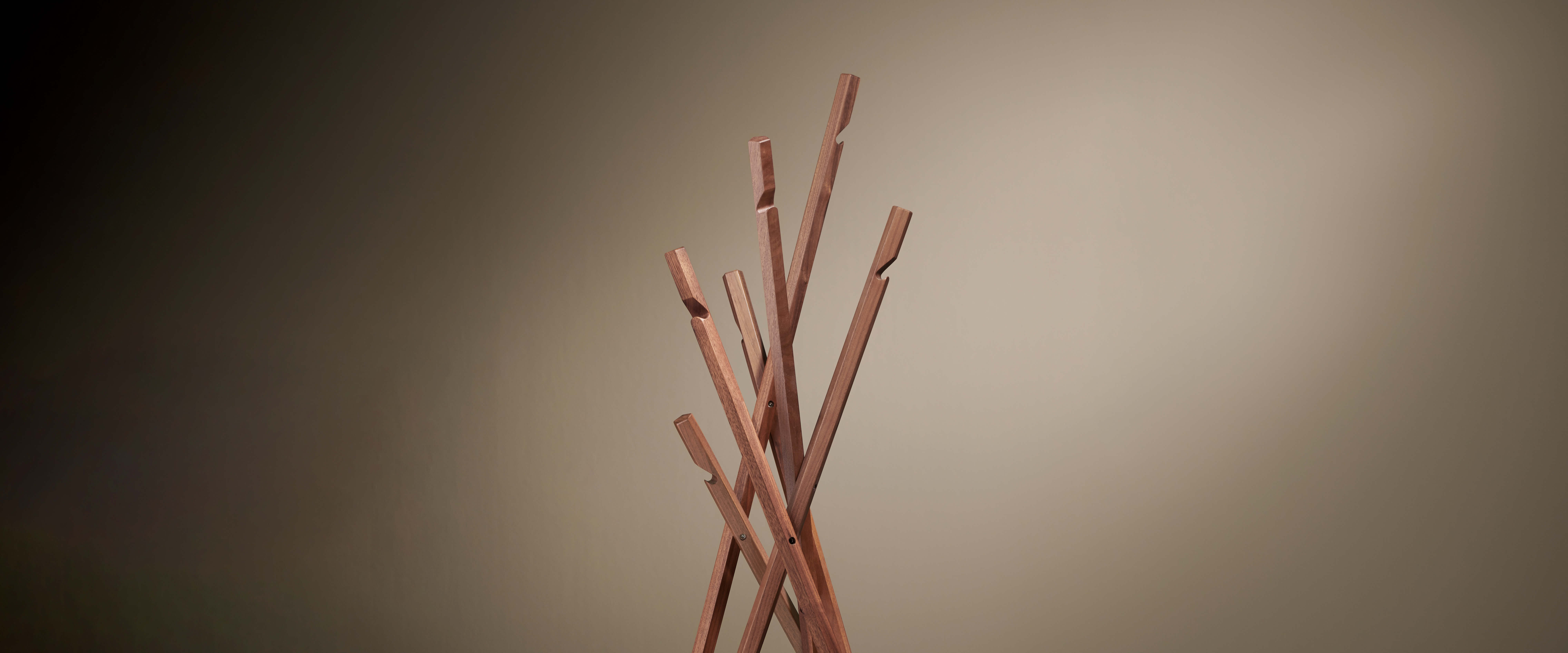 Coat Racks | Davis Furniture