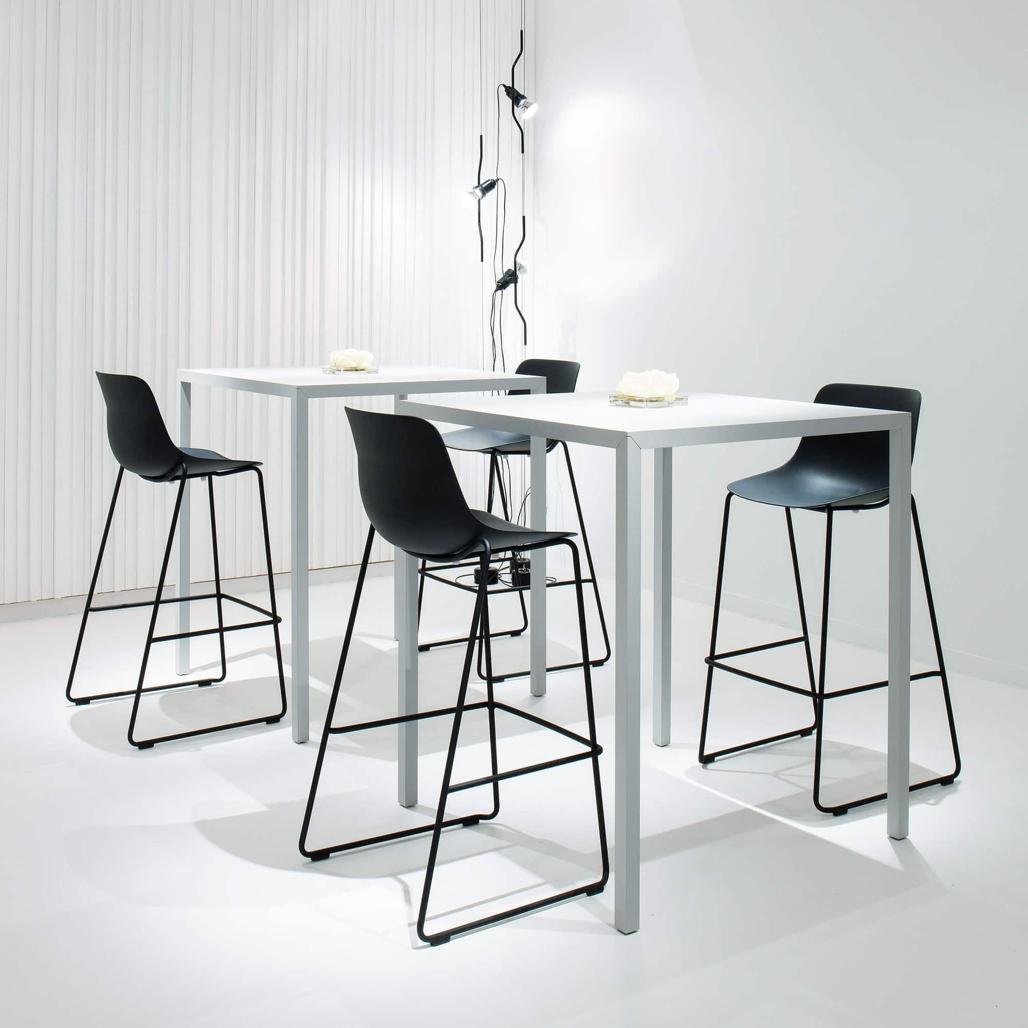 Span Bar Table | Davis Furniture