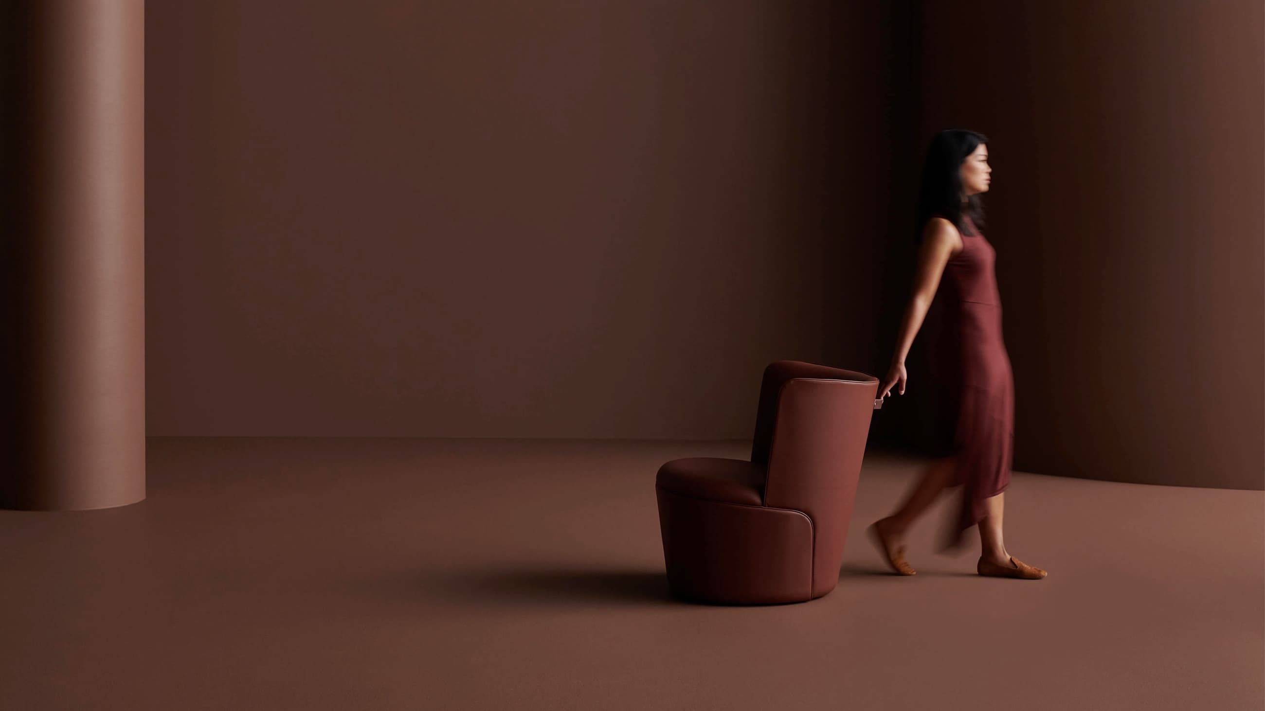 Tote | Davis Furniture