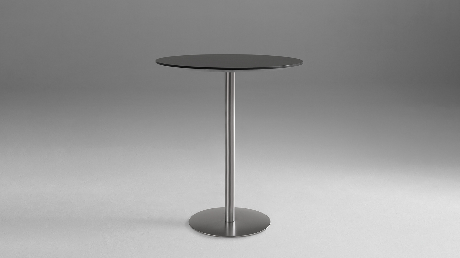 Outdoor Tables | Davis Furniture