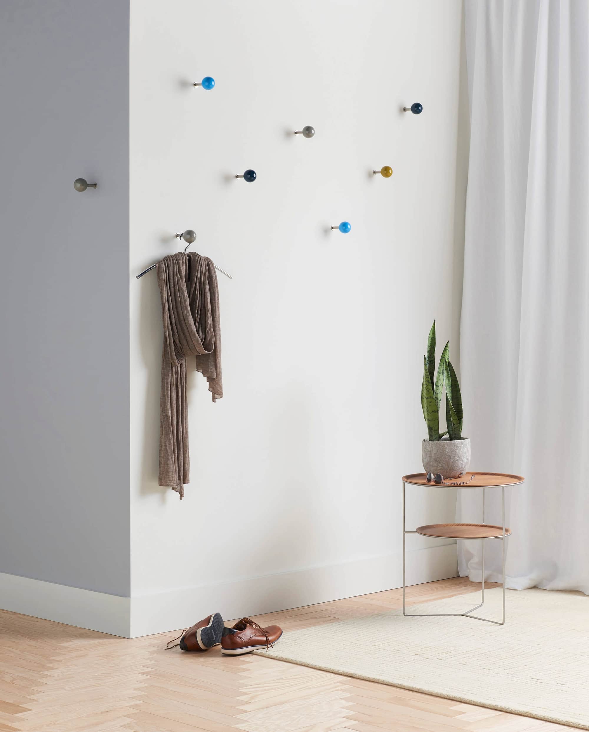 Dots | Davis Furniture