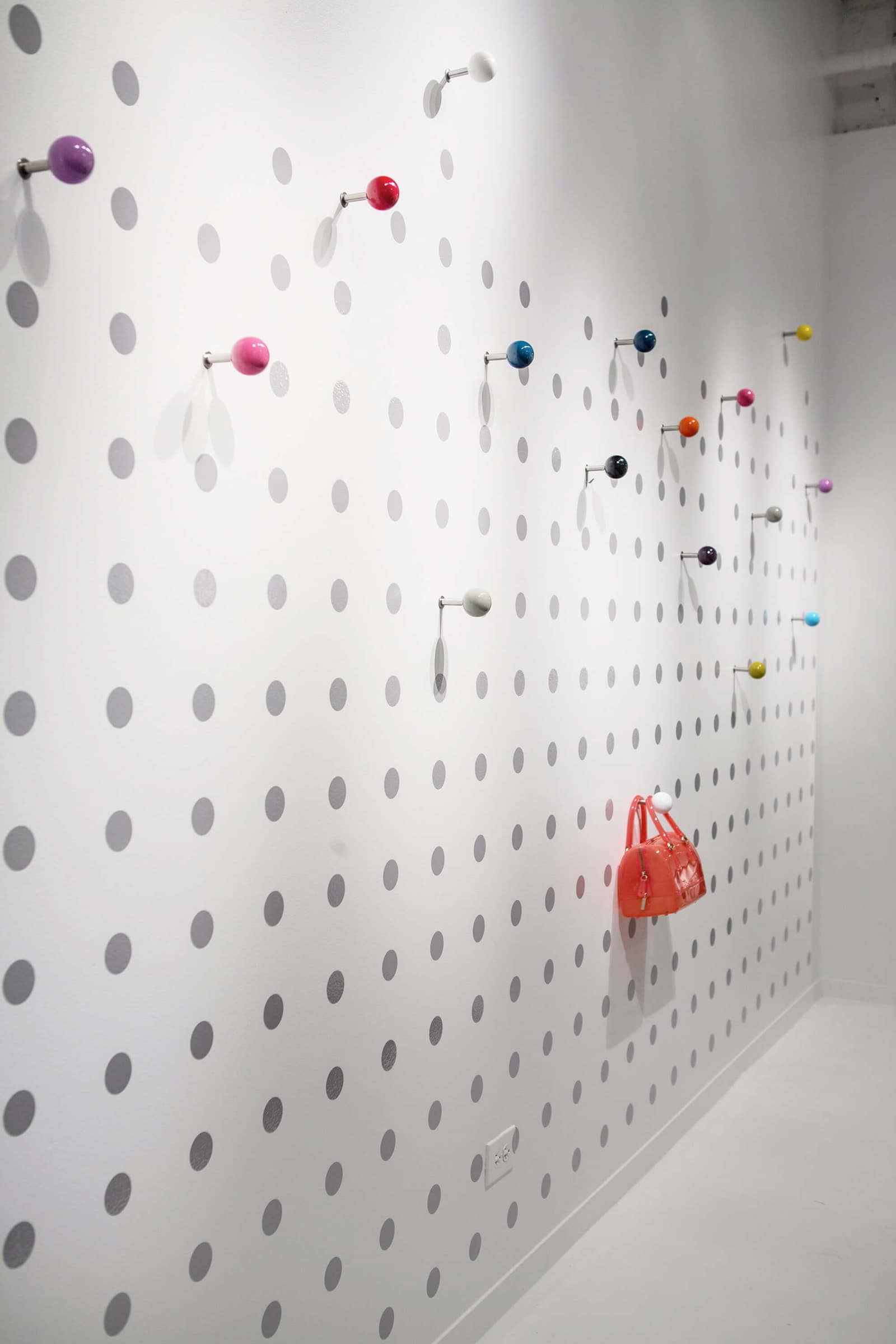 Dots | Davis Furniture