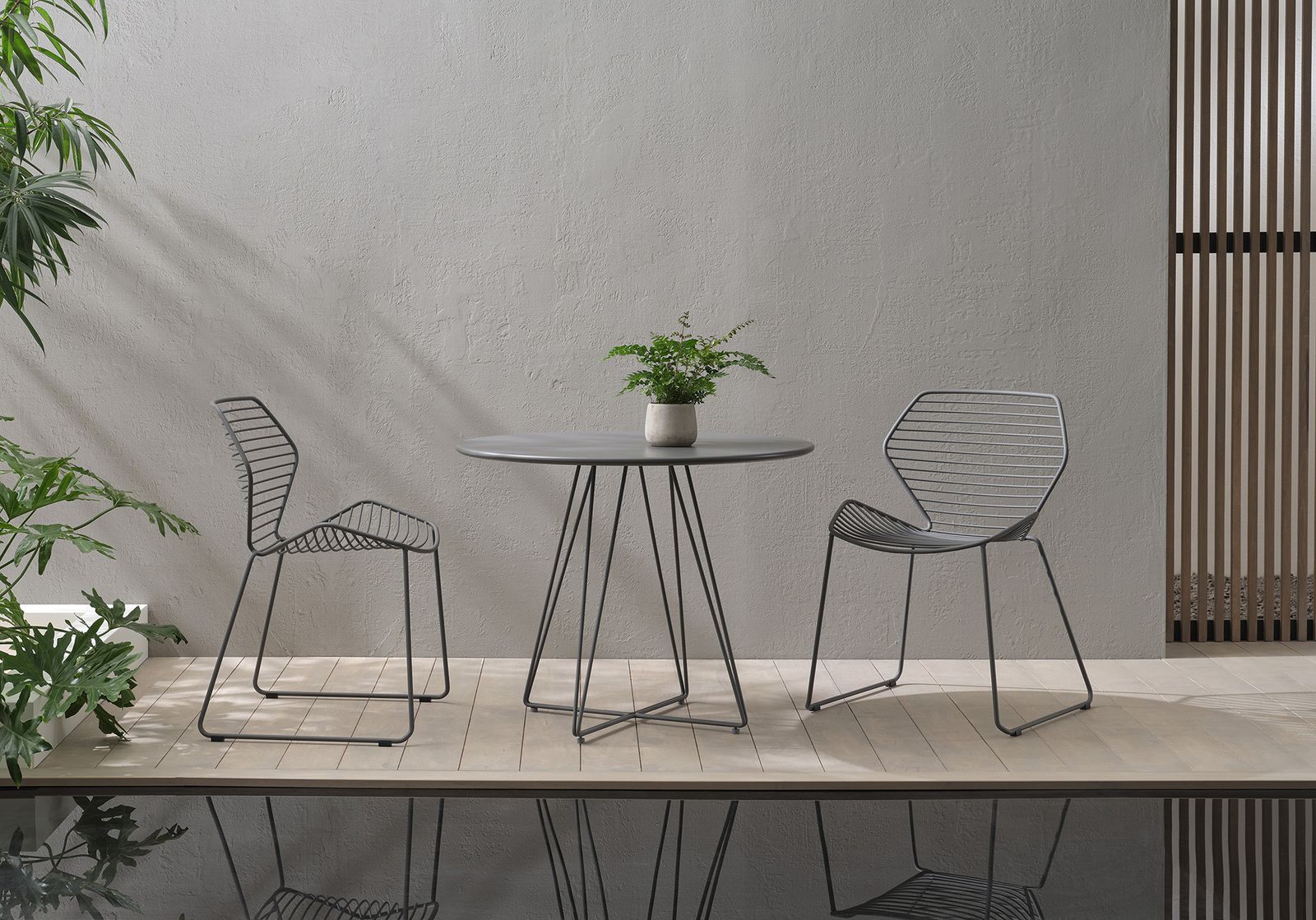 Ginkgo Wire Meeting Table | Davis Furniture