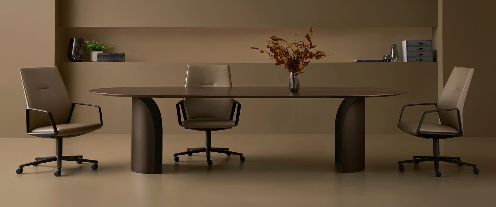 Vida Conference | Davis Furniture