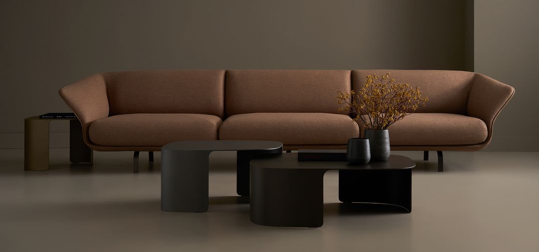 Capas | Davis Furniture