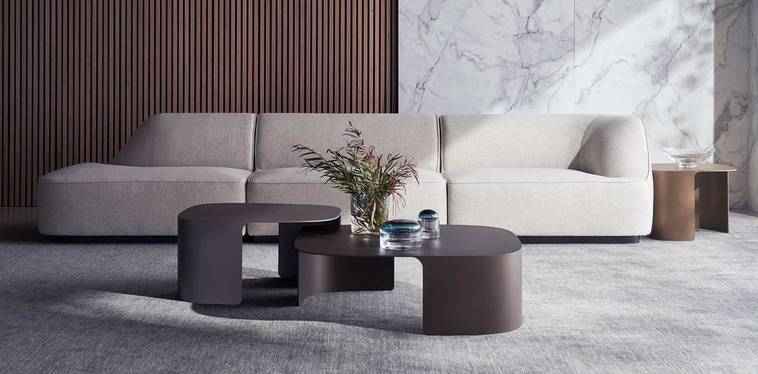 Capas | Davis Furniture