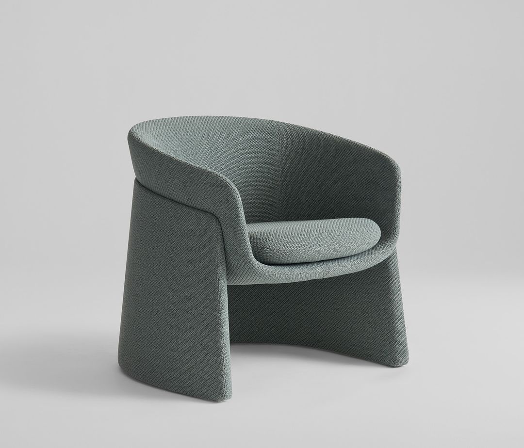 Seba Lounge | Davis Furniture