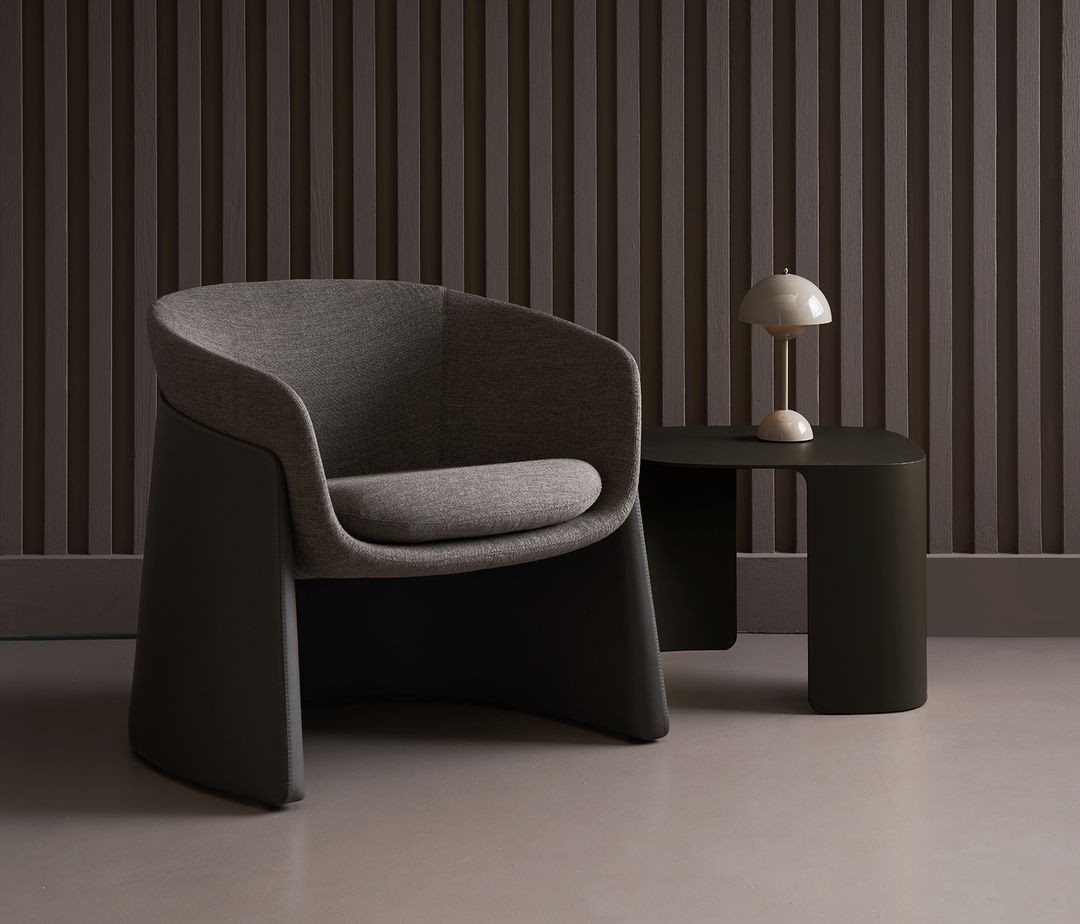 Seba Lounge | Davis Furniture