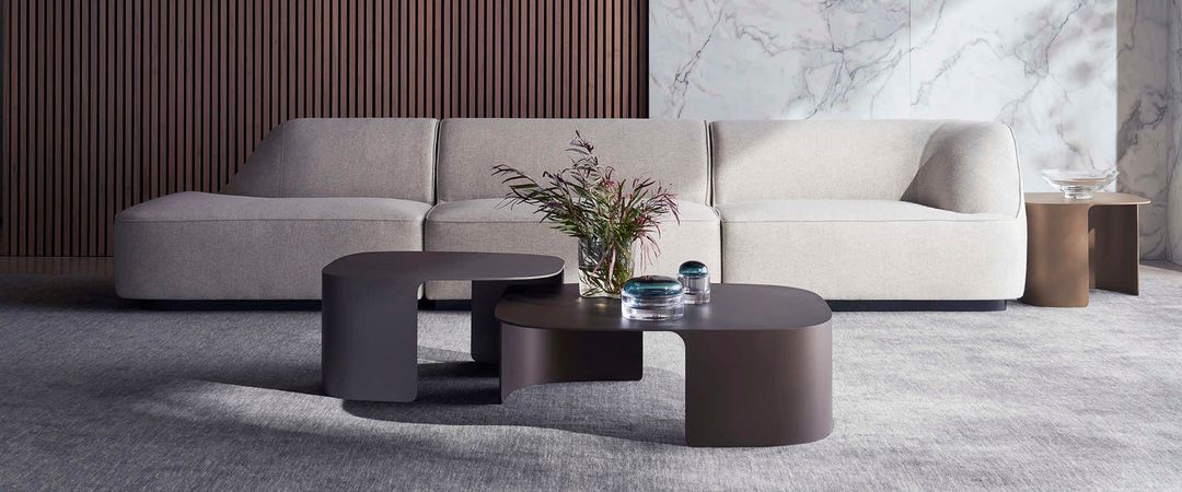 Capas | Davis Furniture