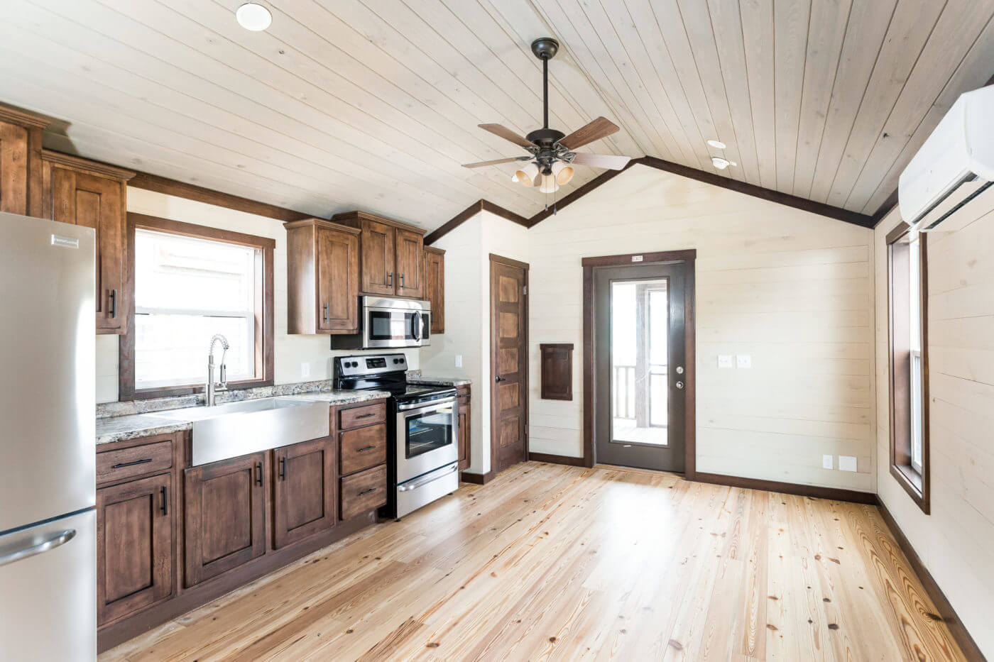 Sipsey | Tiny Home at The Retreat by Oakstone